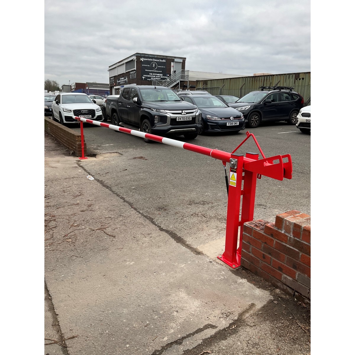 barrier gate arm