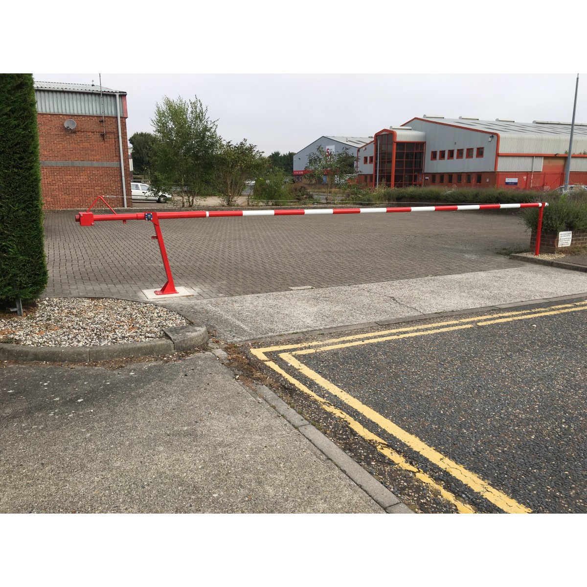 Manual Arm Barrier 3-8 Metres | Car Park Barrier | Manufacturer | We ...