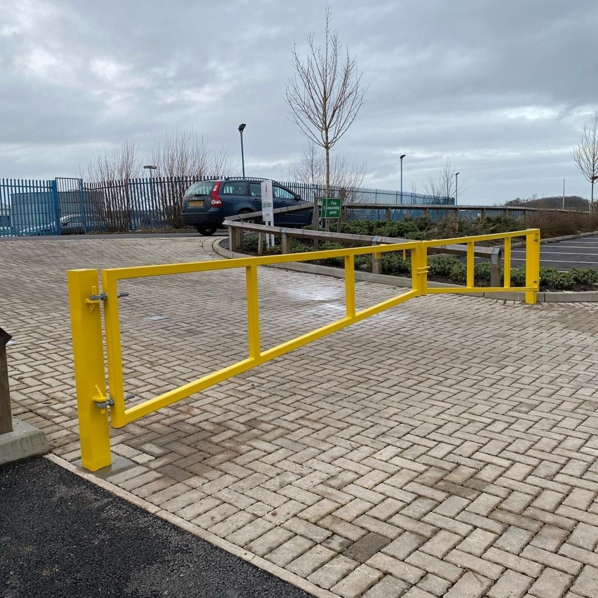 Access Gate | 7 Metre Double Leaf Swing Barrier | Manufacturer STOPEM