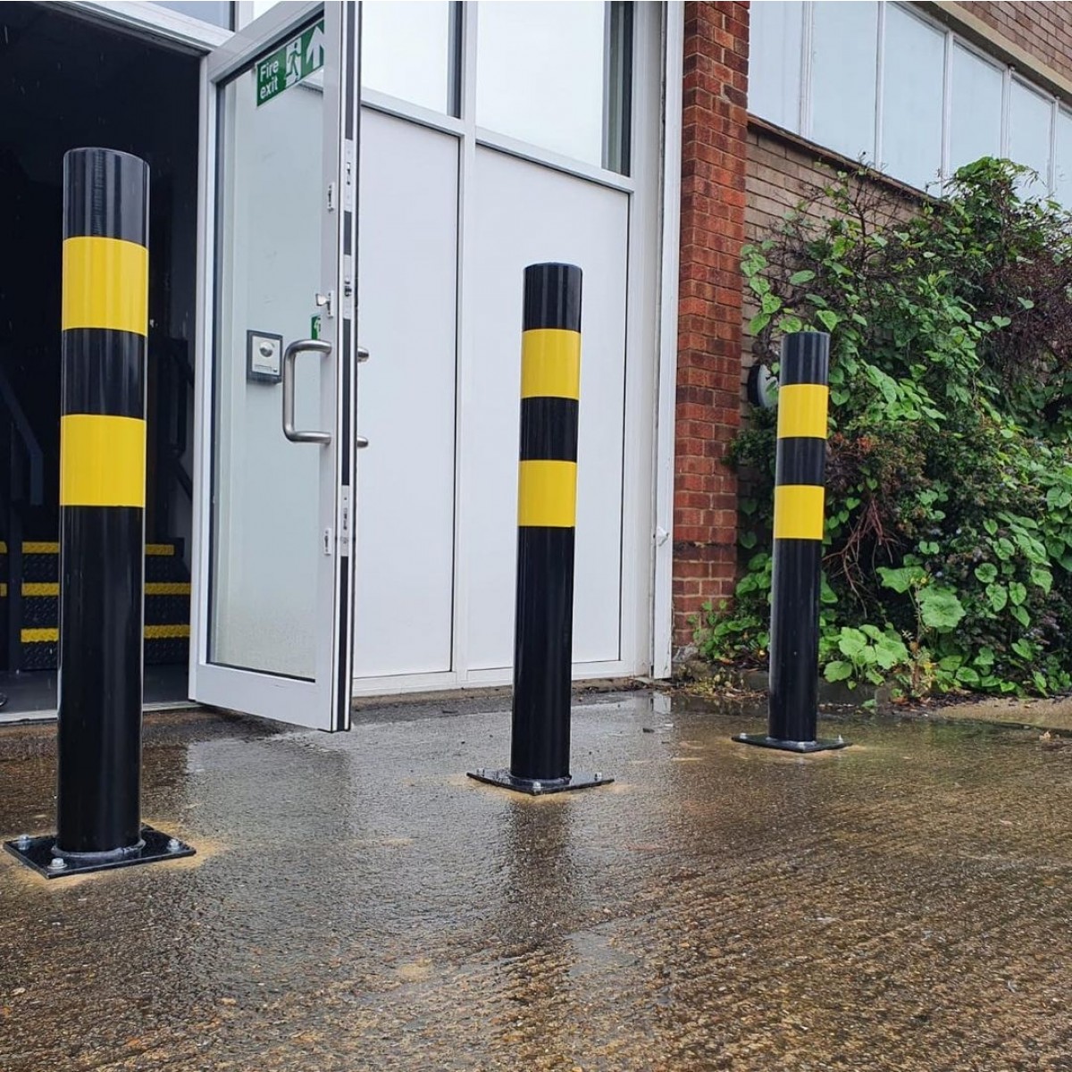 Steel Bollards Hi-Visibility Heavy Duty | Supply & Install ...