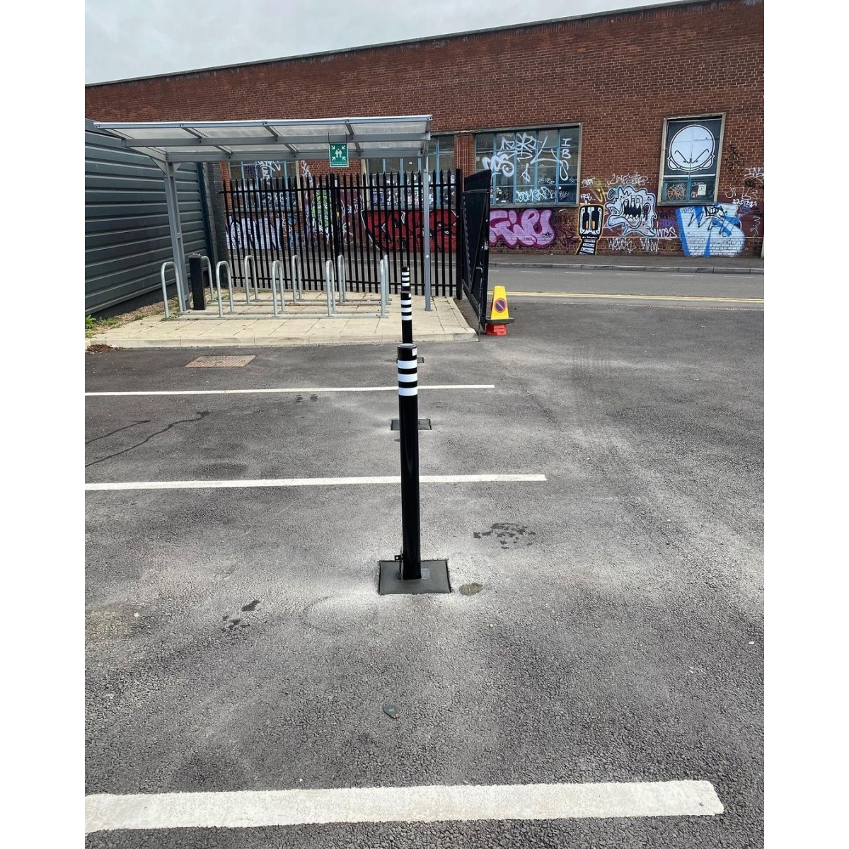 Removable Street Bollard | 76mm Dia Smart & Secure | Security Post ...