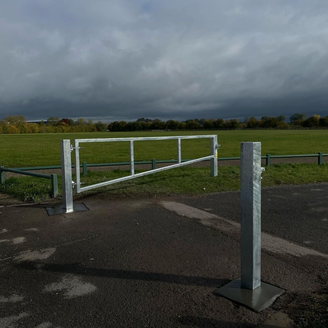 Access Gate | 3 Metre Single Leaf Swing Barrier | Manufacturer STOPEM