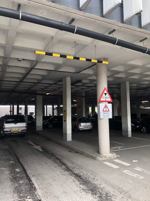 Height Restrictor Bar | Height Restriction Warning | 2-6 Metres ...